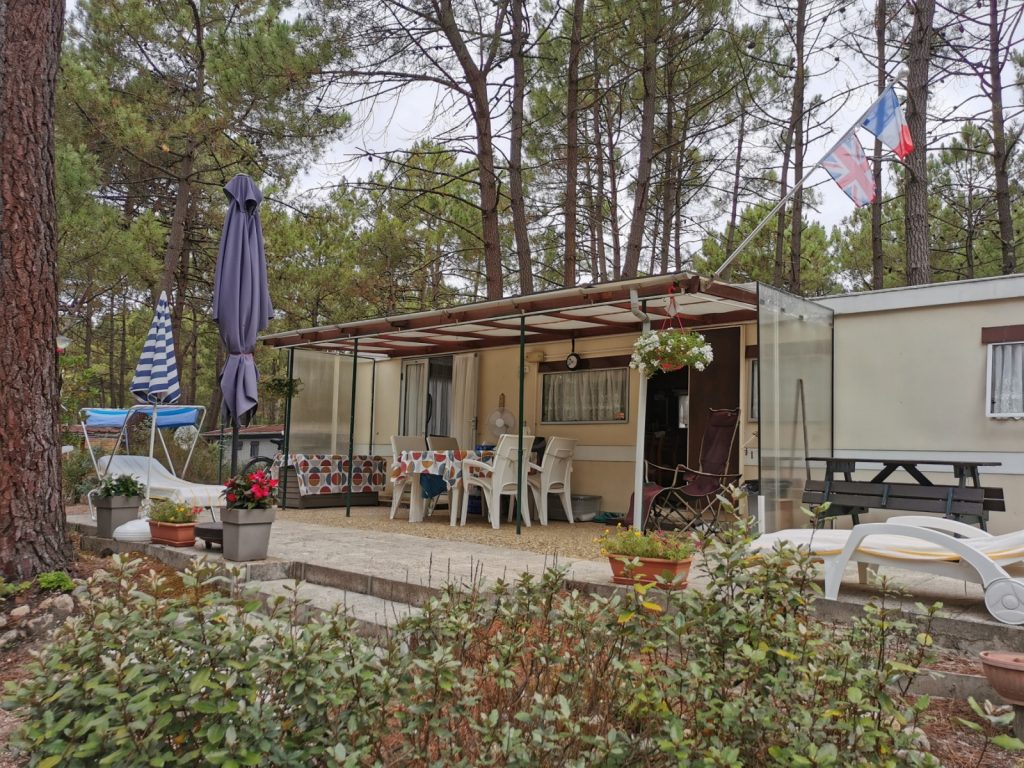 New chalets at Euronat, naturist resort on the Atlantic coast